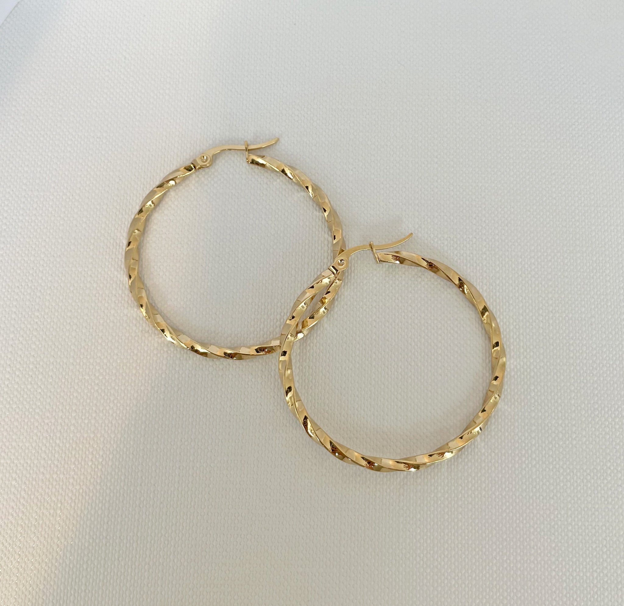18K Medium Gold Twist Hoop Earrings Sample - Waterproof Earrings
